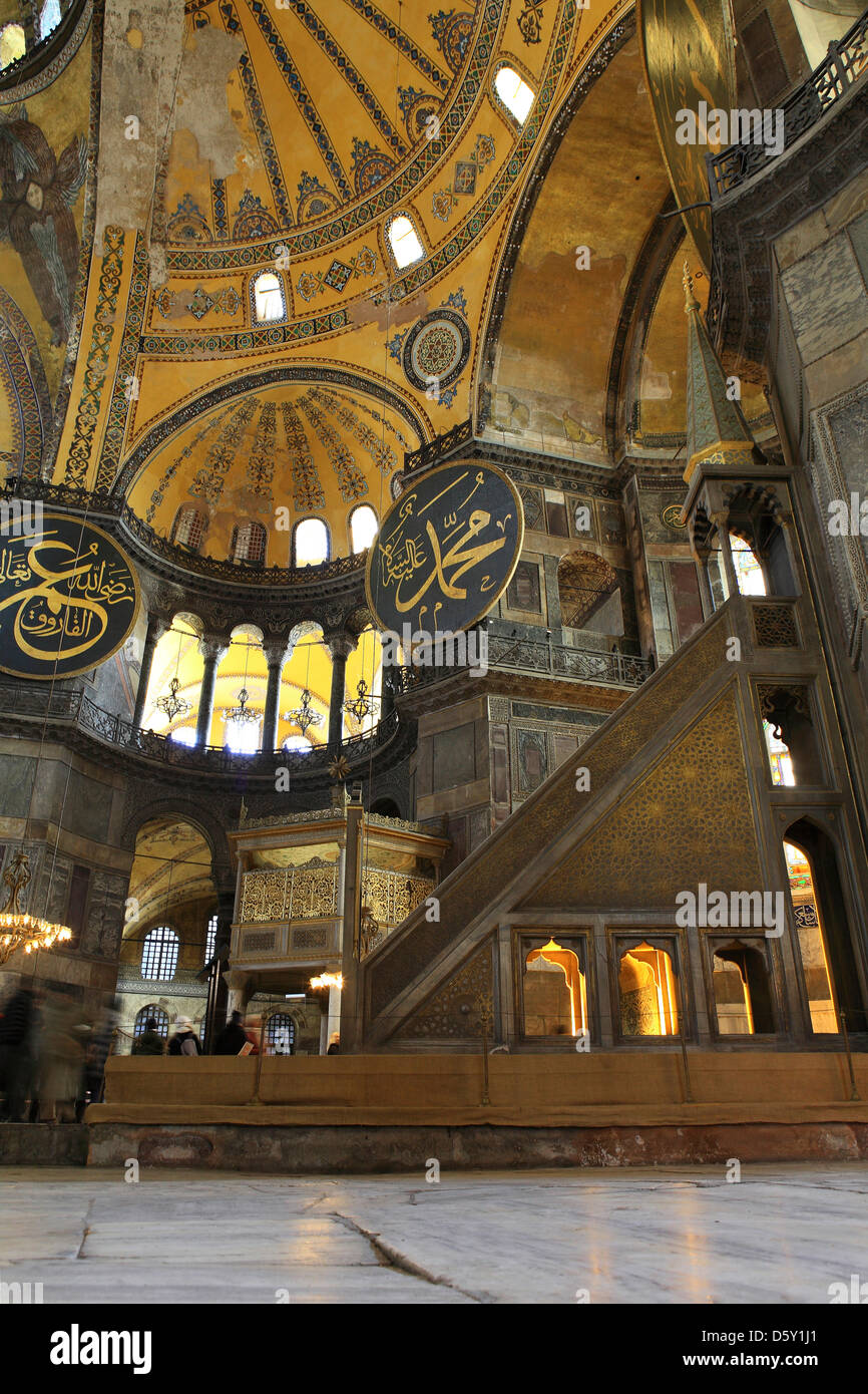 Sophia jung hi-res stock photography and images - Alamy