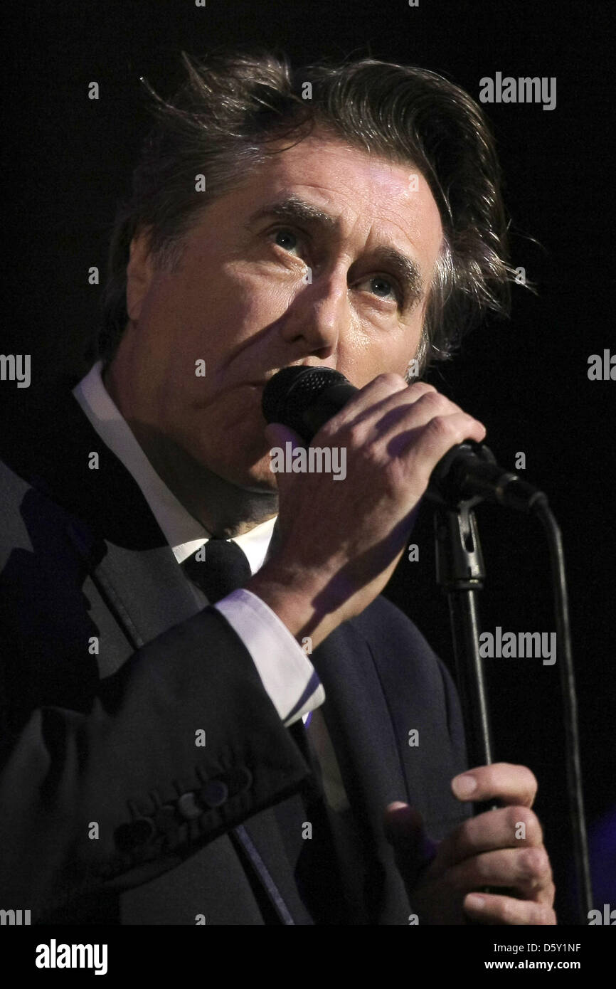 Bryan ferry hi-res stock photography and images - Alamy
