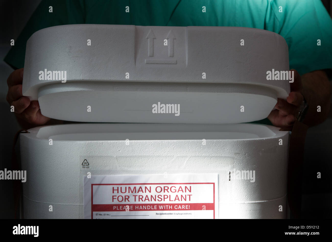 A styrofoam container for the transport of donated organs is pictured ...