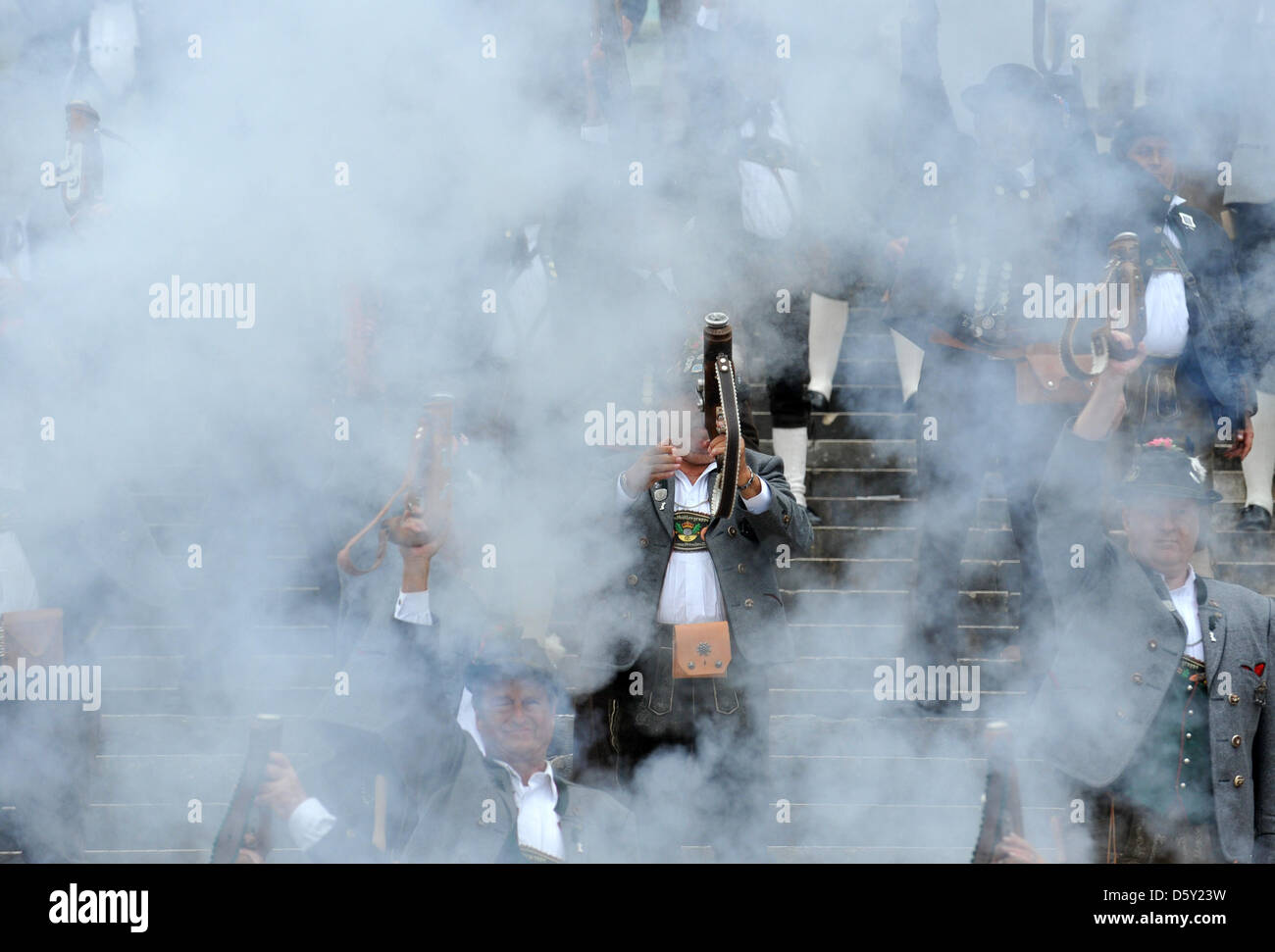 Boeller shooters hi-res stock photography and images - Alamy