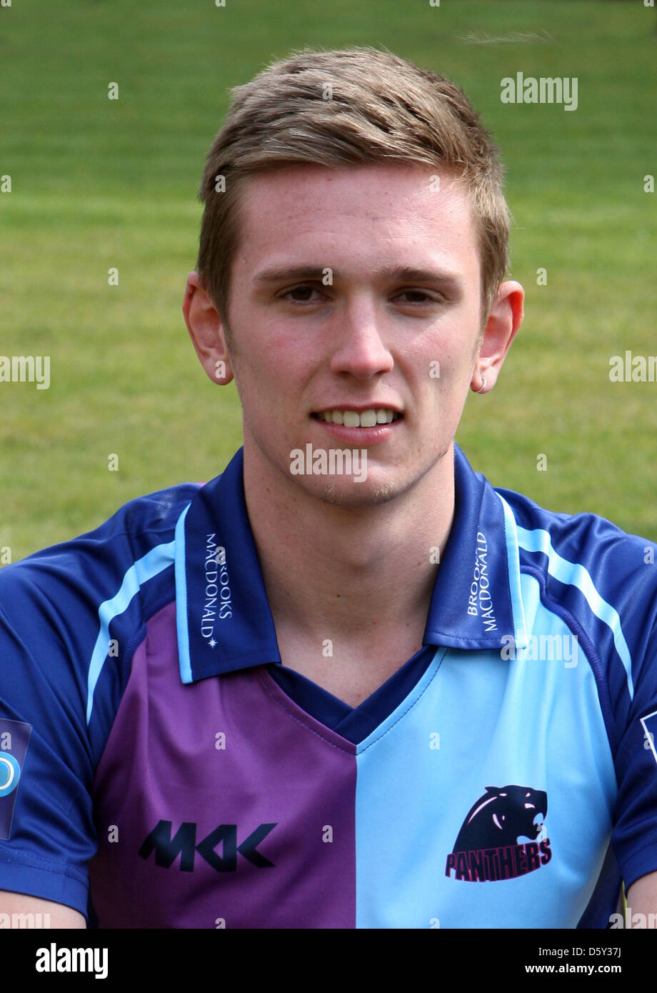 Cricket april uk hi-res stock photography and images - Alamy