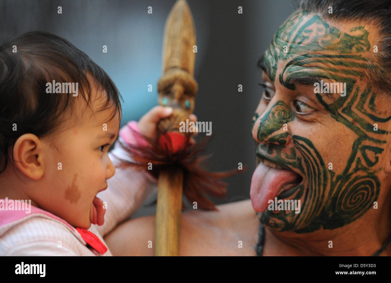 Maori Wetini Mitai-Ngatai shows his daughter Niwareka his "war face" at ...