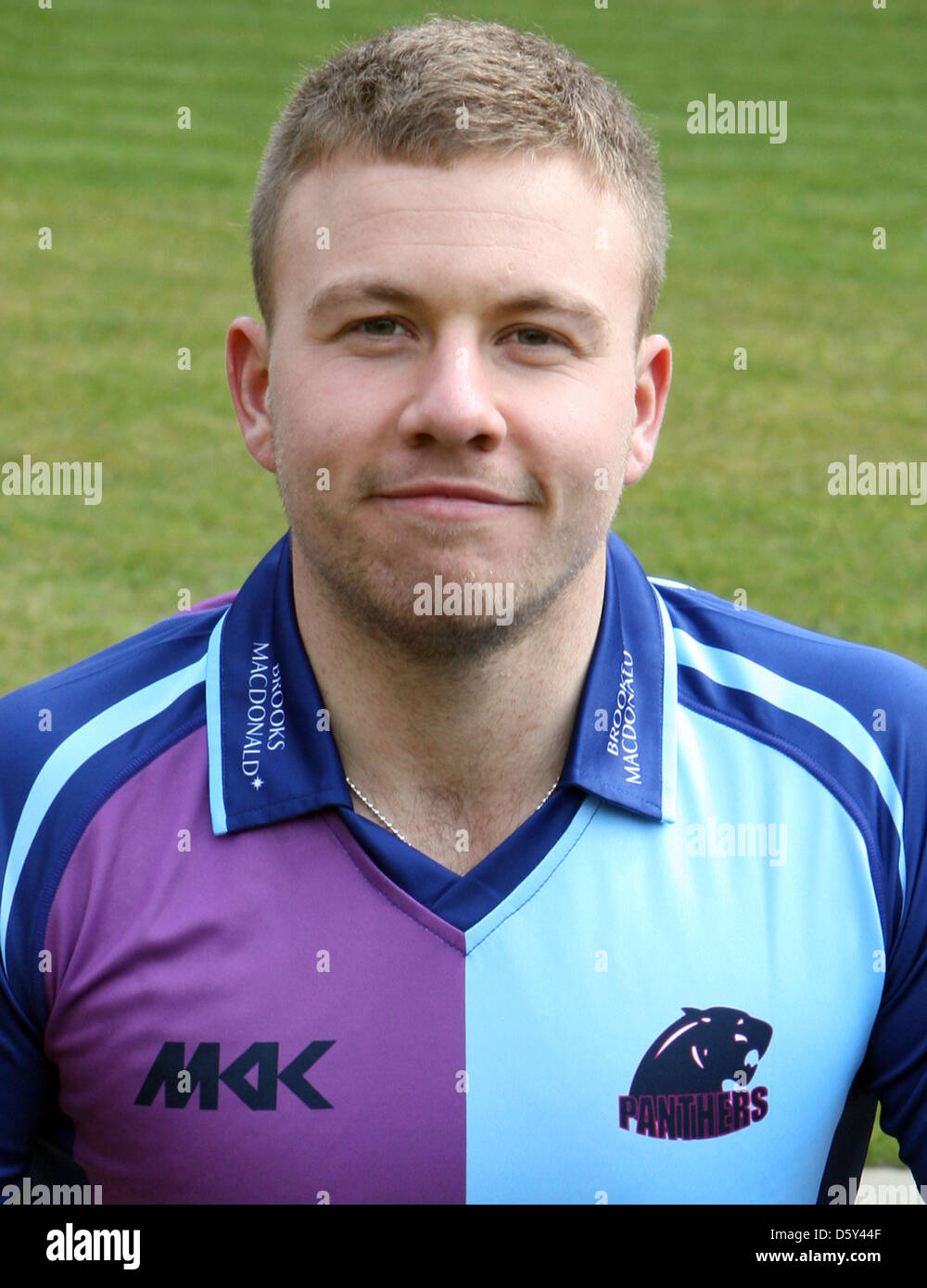 Cricket images hi-res stock photography and images - Alamy