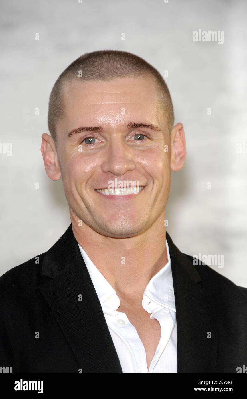 Los Angeles, California, USA. 9th April 2013. Linc Hand at arrivals for ...