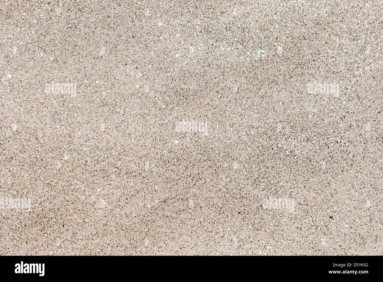 Gold in the sand hi-res stock photography and images - Alamy