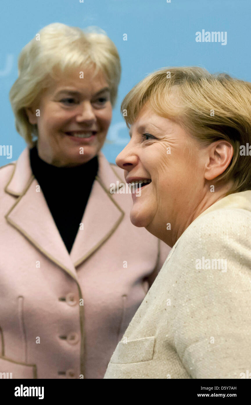 German chancellor Angela Merkel speaks during the congress ...