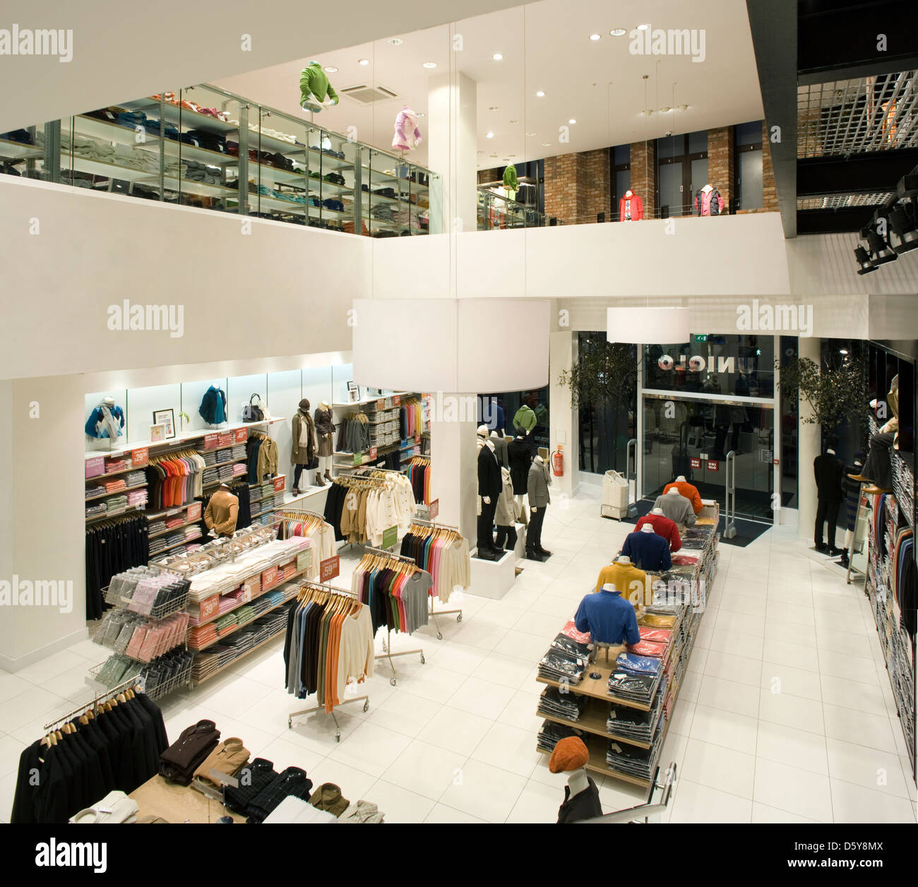 Uniqlo Oxford Street London England Stock Photo - Alamy