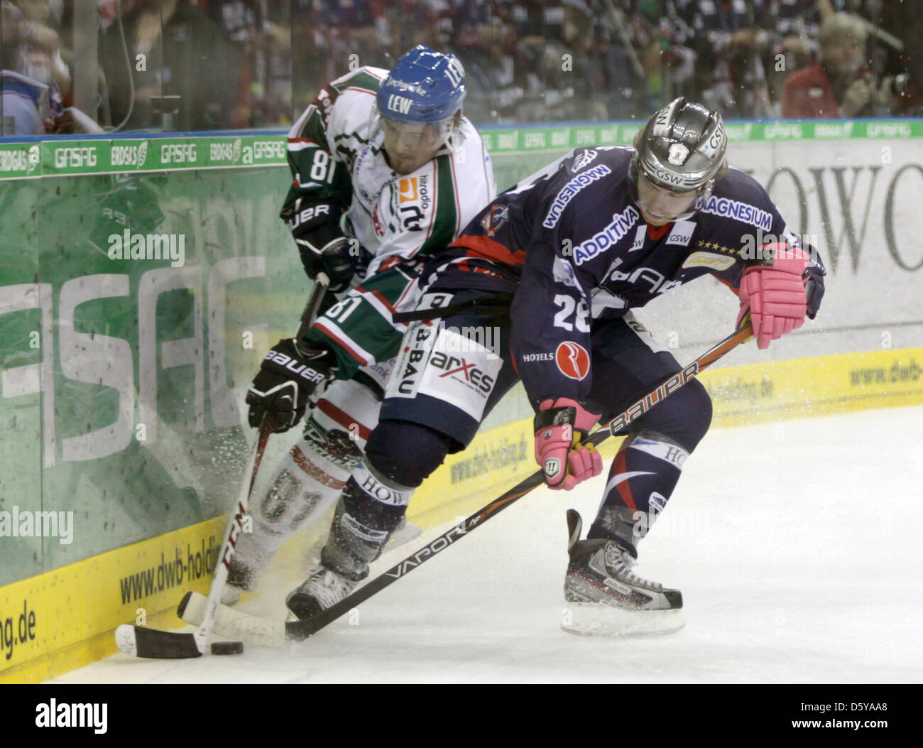 Nicholas ross hi-res stock photography and images - Alamy