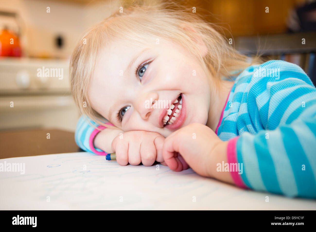 Head resting on table hi-res stock photography and images - Alamy