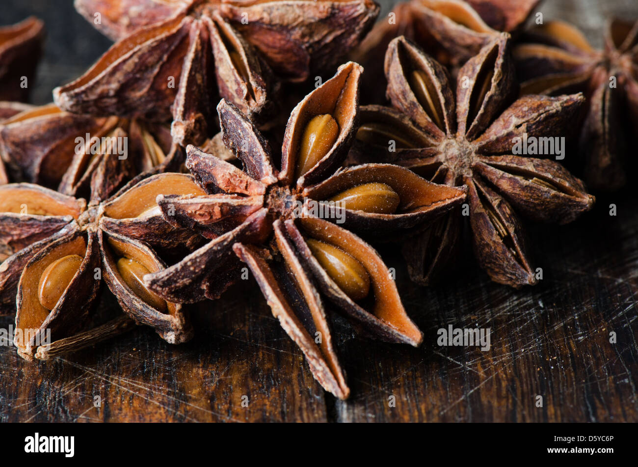 Chinese star anise close hi-res stock photography and images - Alamy