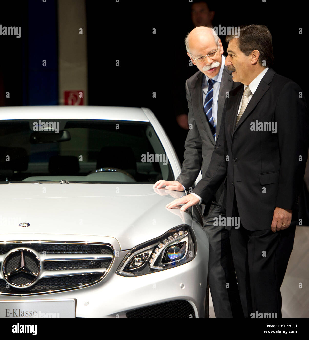 Daimler AG CEO and Chairman of the management board, Dieter Zetsche (L ...