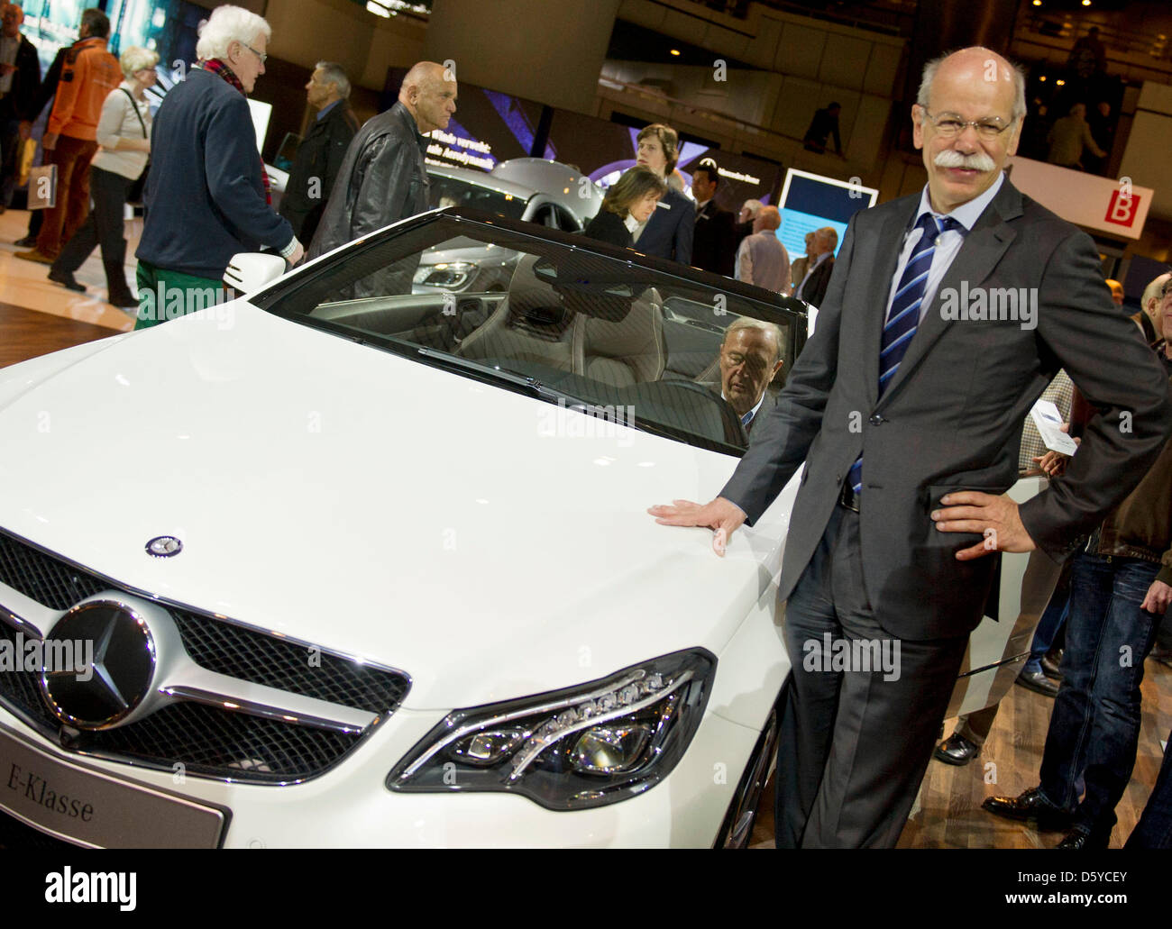 General meeting daimler ag hi-res stock photography and images - Alamy