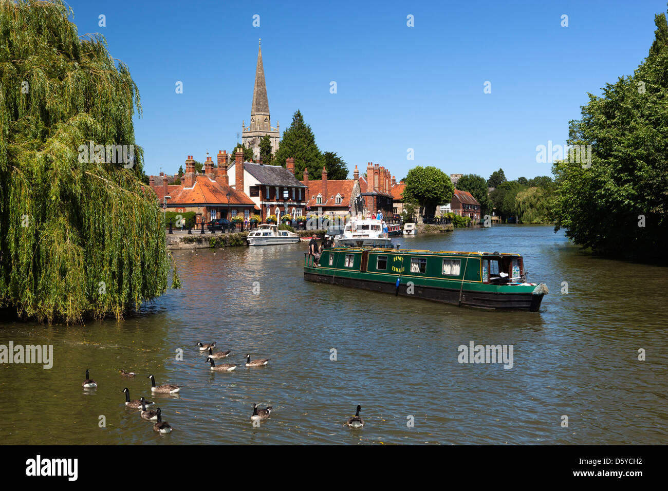 Canal canal and river boat hi-res stock photography and images - Alamy