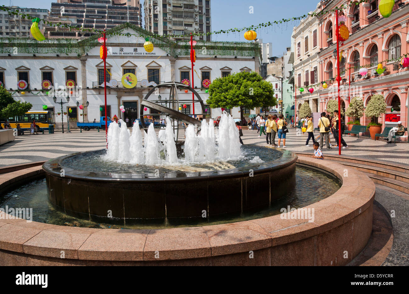 China, Macau, fountain at Largo do Senado, Senado Square in the ...