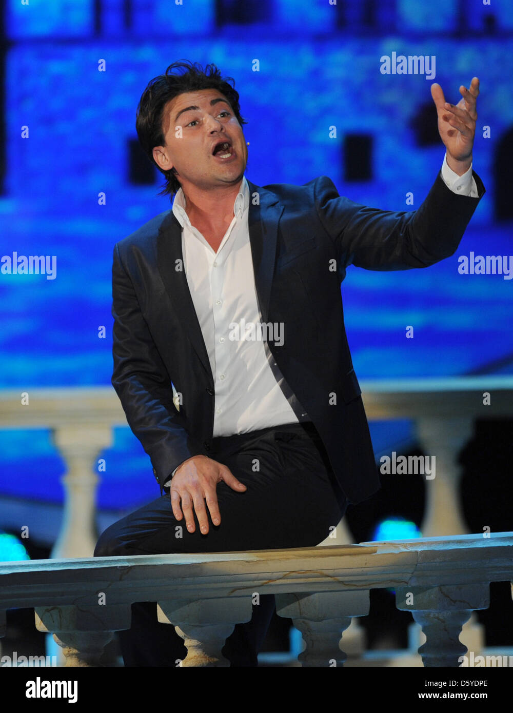 Italian tenor Vittorio Grigolo performs on stage during the TV show by ...