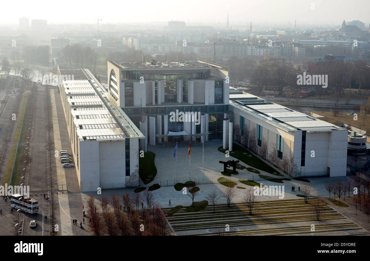 View to the chancellery in Berlin, Germany, 17 March 2012. The ...