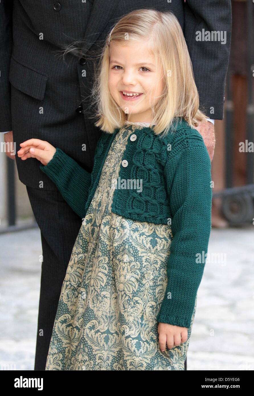 Spanish Princess Sofia arrives at the Cathedral of Santa Maria of Palma ...