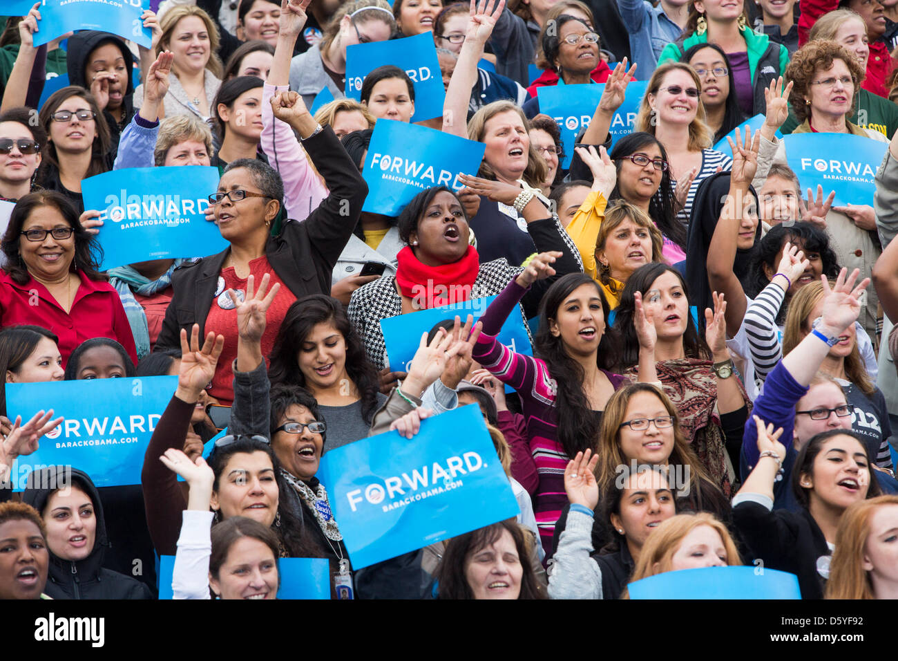 Supporters cheer as United States President Barack Obama delivers ...