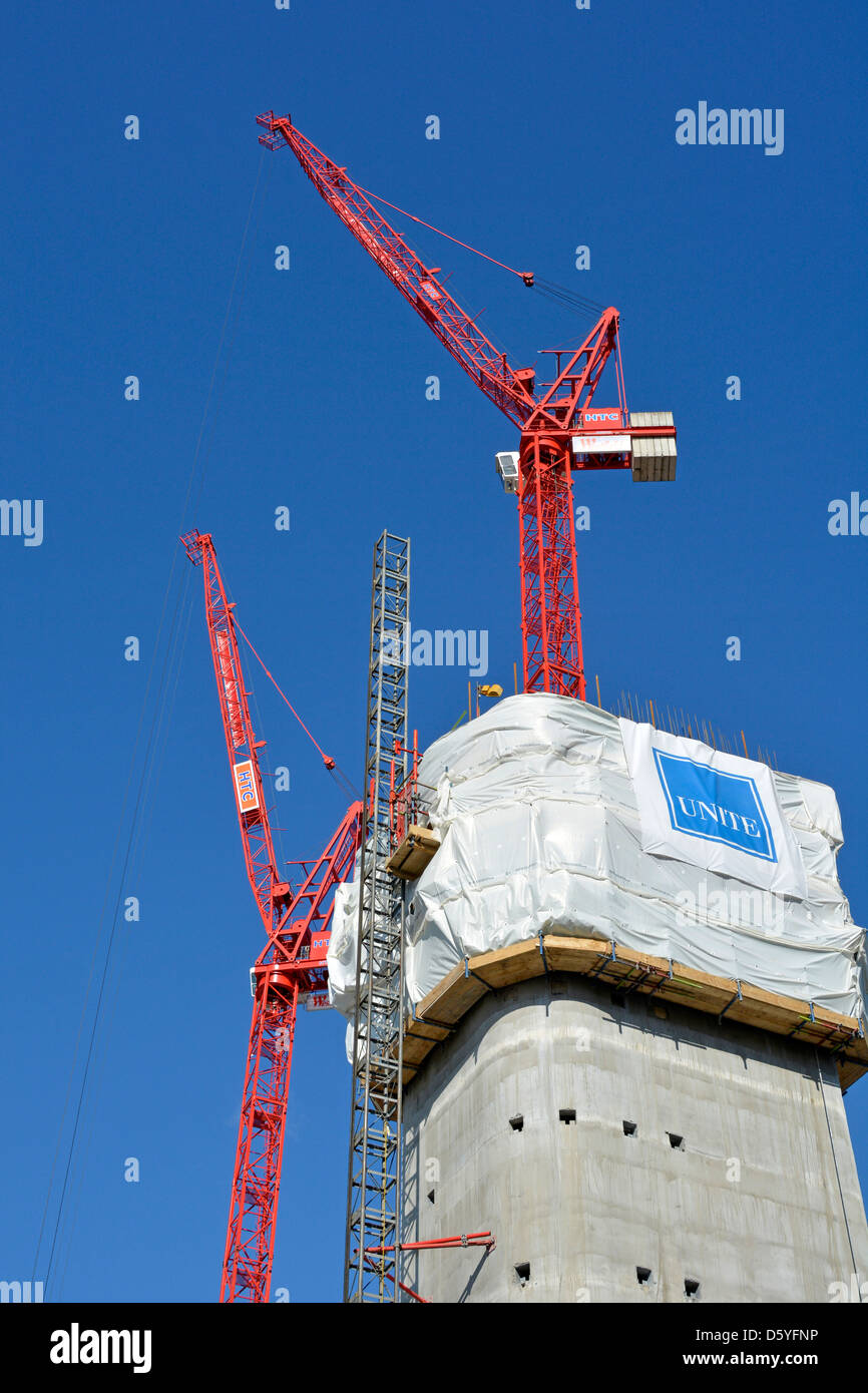 High rise student housing hi-res stock photography and images - Alamy