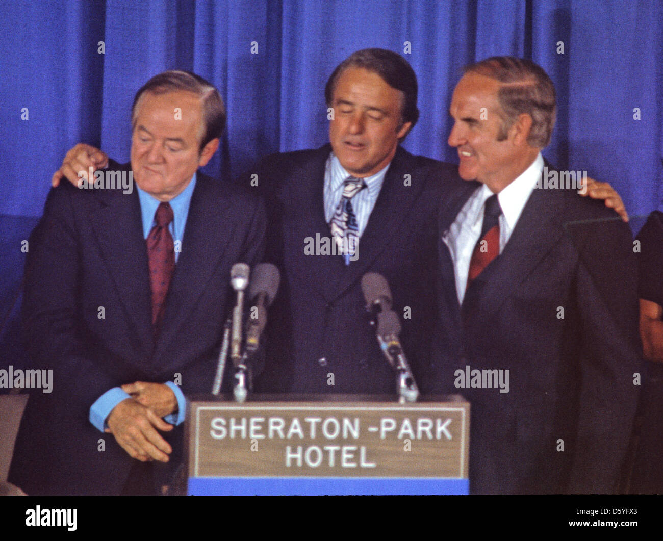 Hubert humphrey vice president hi-res stock photography and images - Alamy