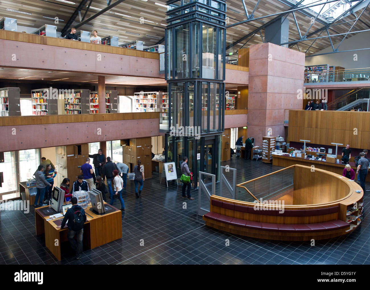 Technical libraries hi-res stock photography and images - Alamy
