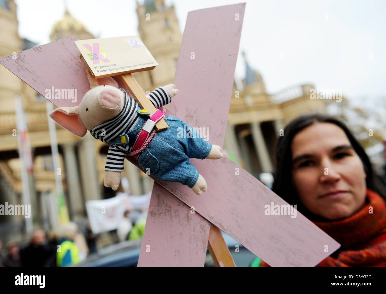 Protest against factory farming hi-res stock photography and images - Alamy