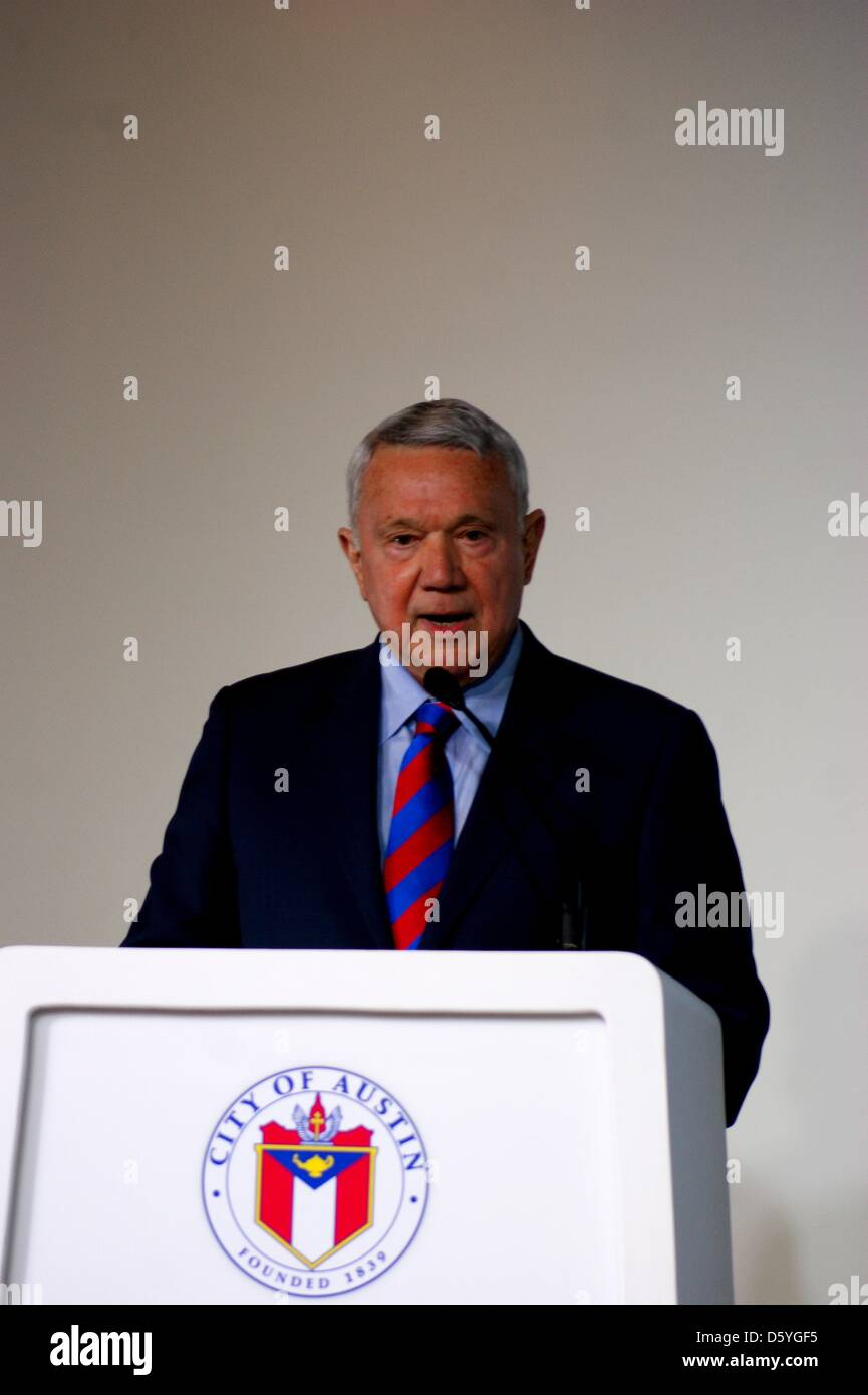Austin mayor lee leffingwell hi-res stock photography and images - Alamy