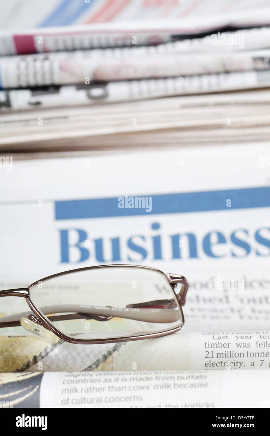 Chart graph newspaper hi-res stock photography and images - Alamy