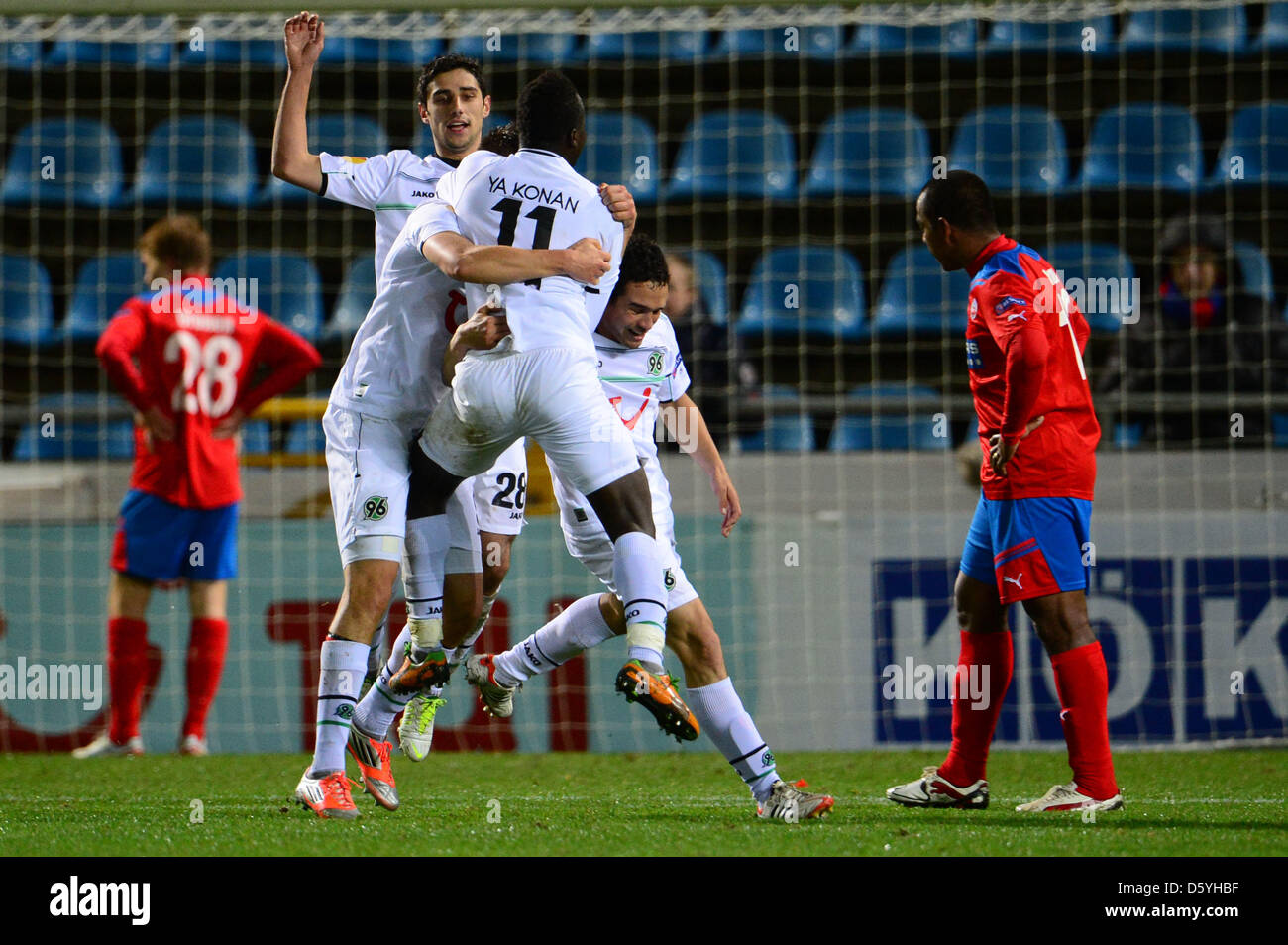 Hanover's Didier Ya Konan (C) celebrates after scoring 2-1 during the ...