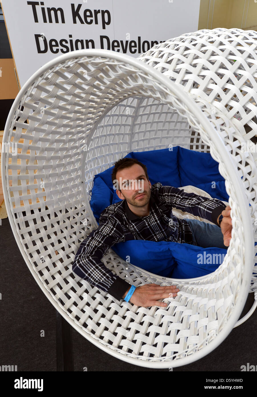 Tim kerp basket bed hi-res stock photography and images - Alamy