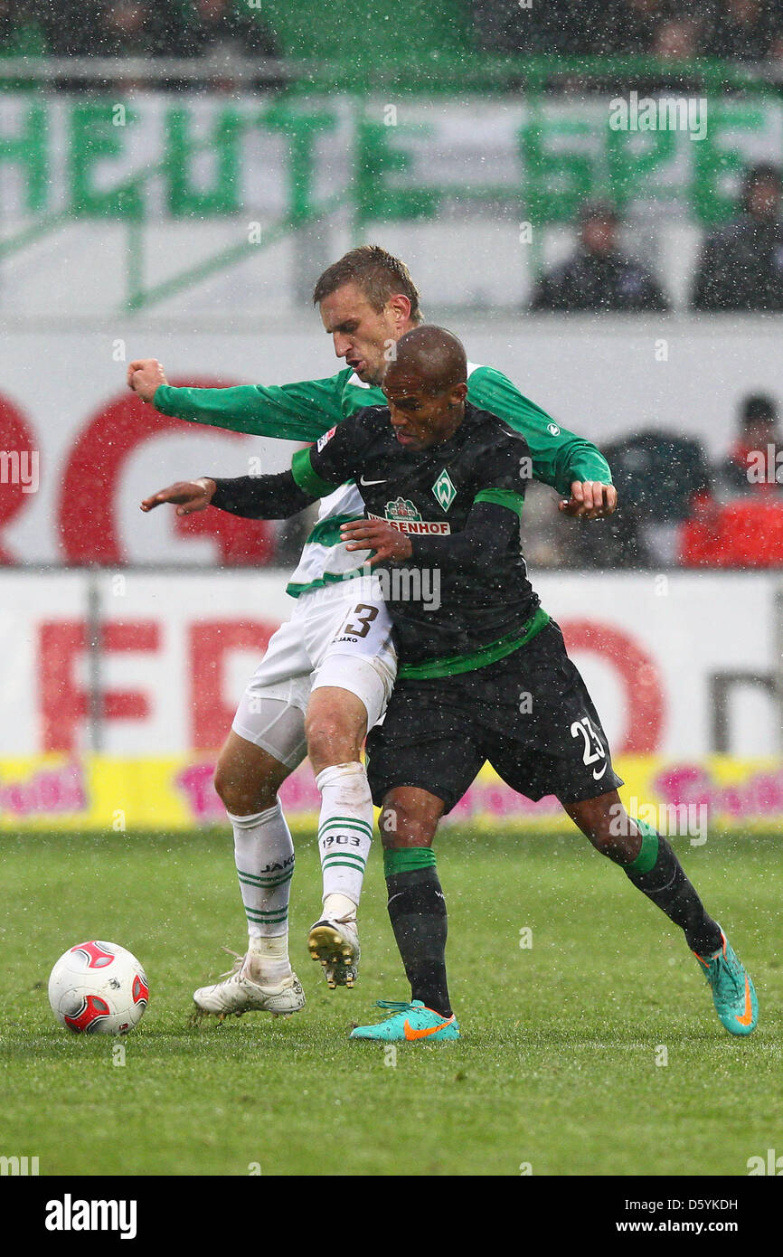 Fuerth's Milorad Pekovic (L) and Bremen's Theodor Gebre Selassie vie ...