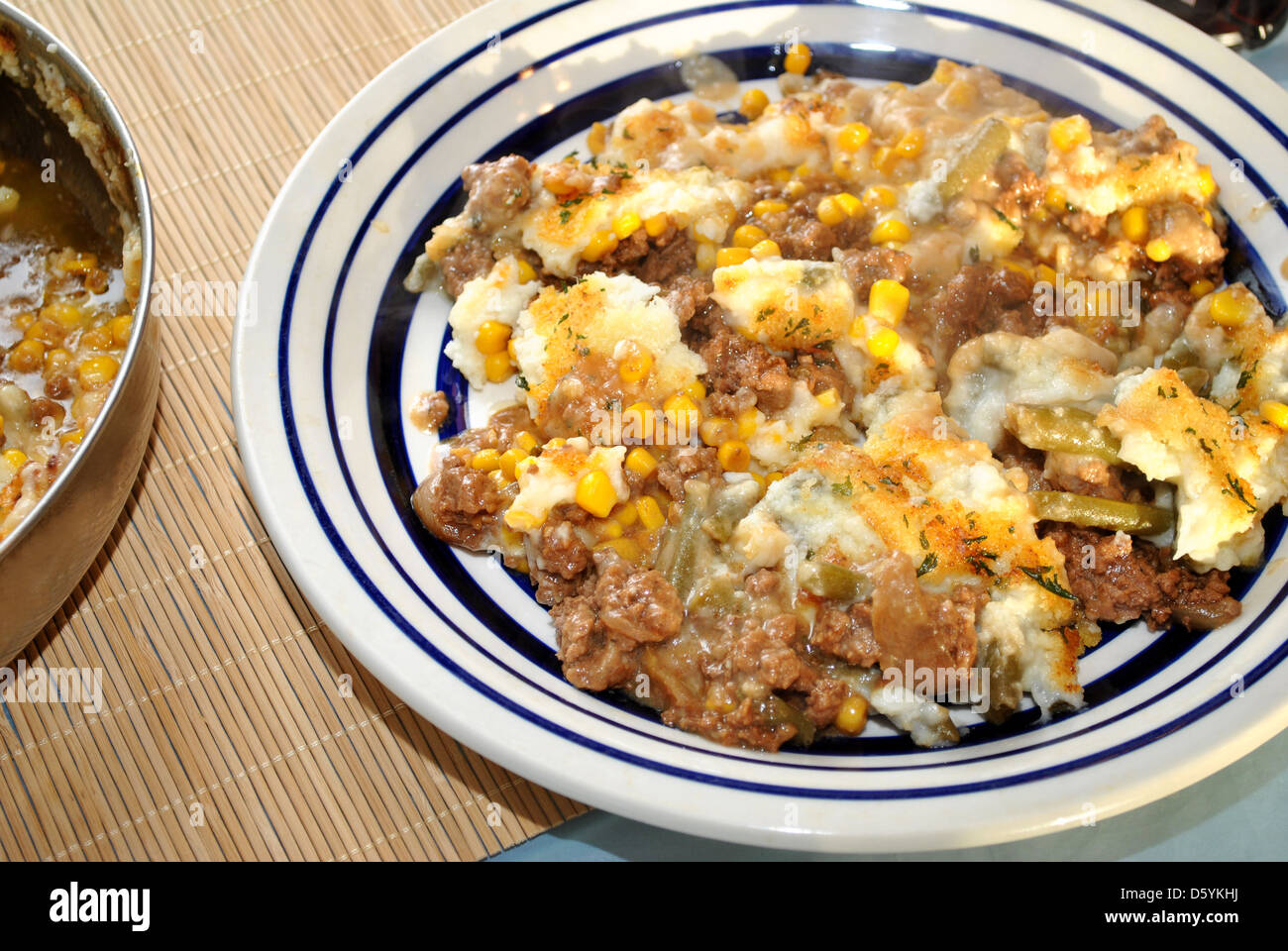 Steaming pie hi-res stock photography and images - Alamy