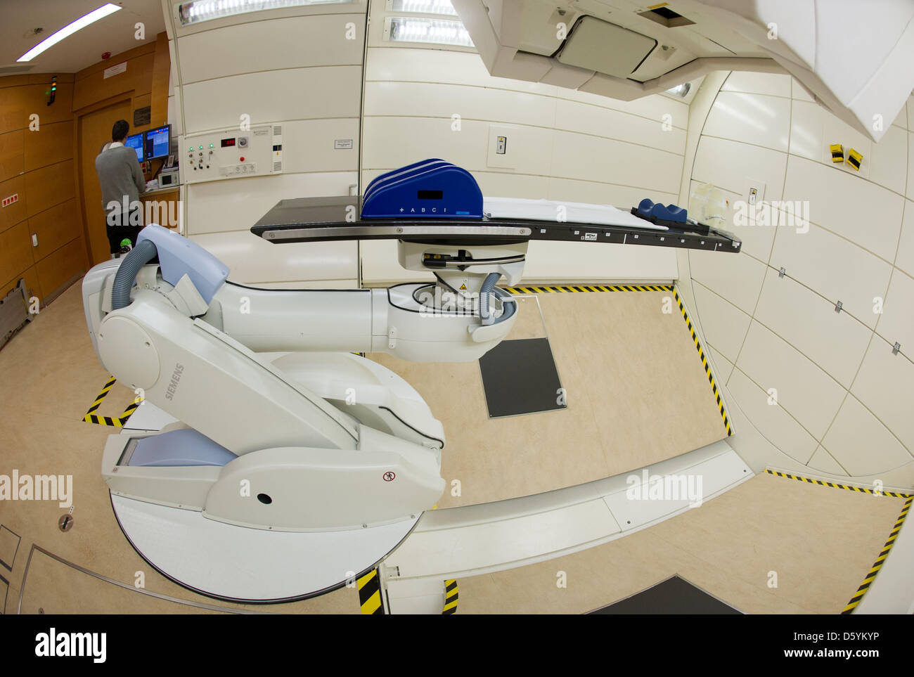 National cancer center hi-res stock photography and images - Alamy