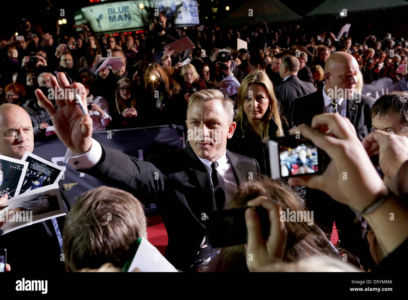 British actor Daniel Craig arrives for the German premiere of the new ...
