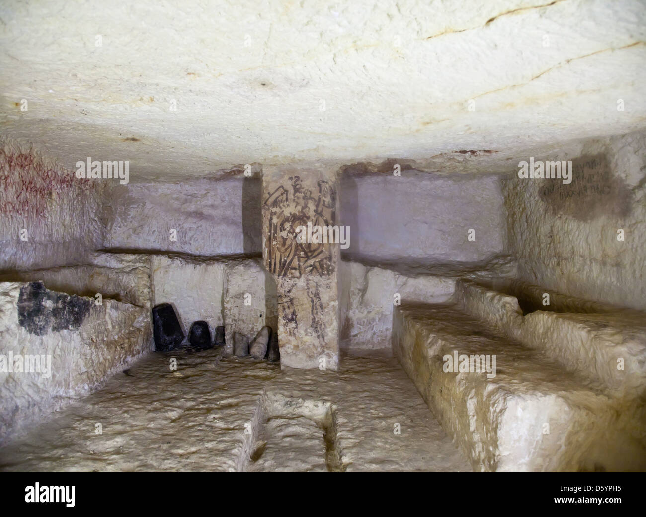 Etruscan tomb painting hi-res stock photography and images - Alamy