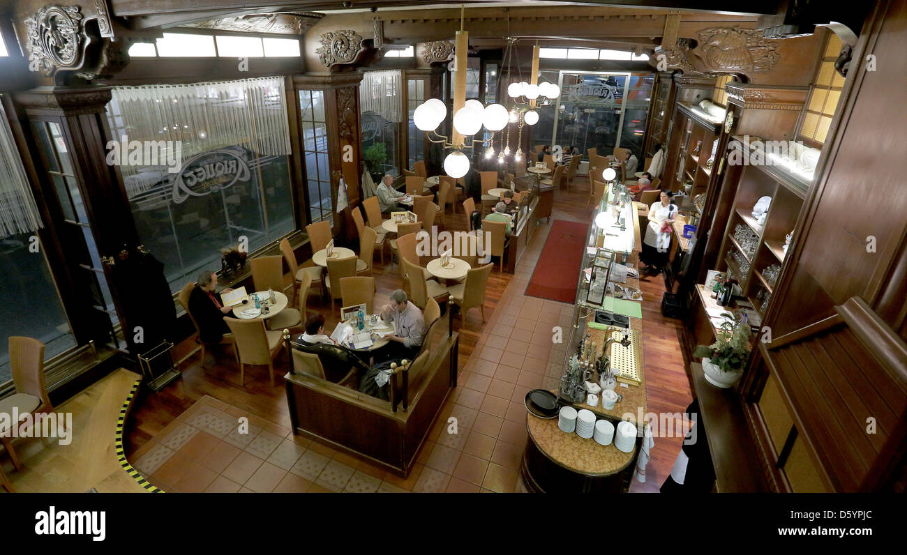 People sit inside the cafe 'Riquet' in Leipzig, Germany, 29 October ...