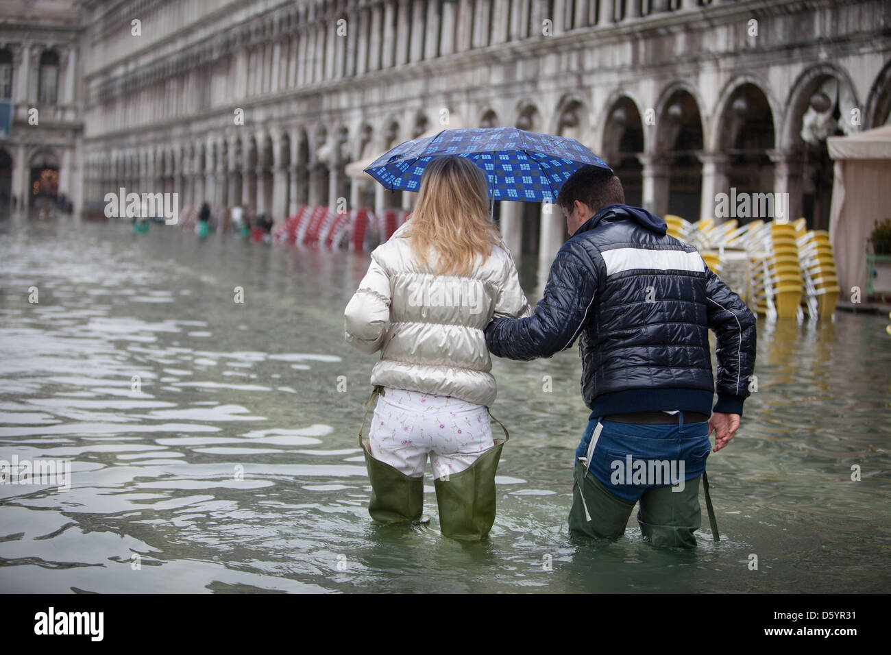 The Italian town Venice is flooded, after an exceptionally strong flood ...