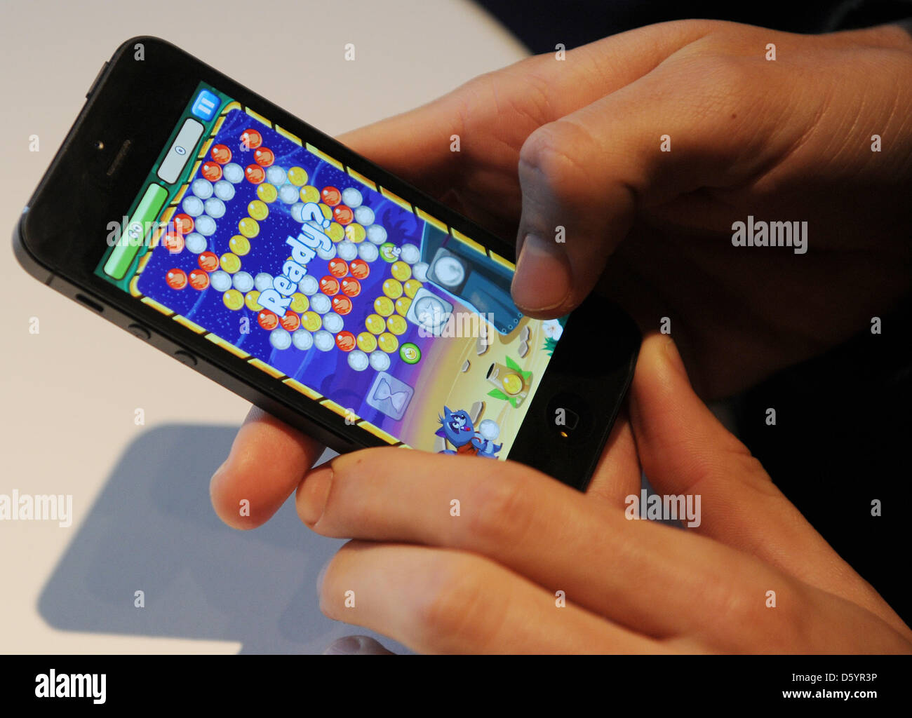 ILLUSTRATION - An employee of the computer game company Wooga plays the ...