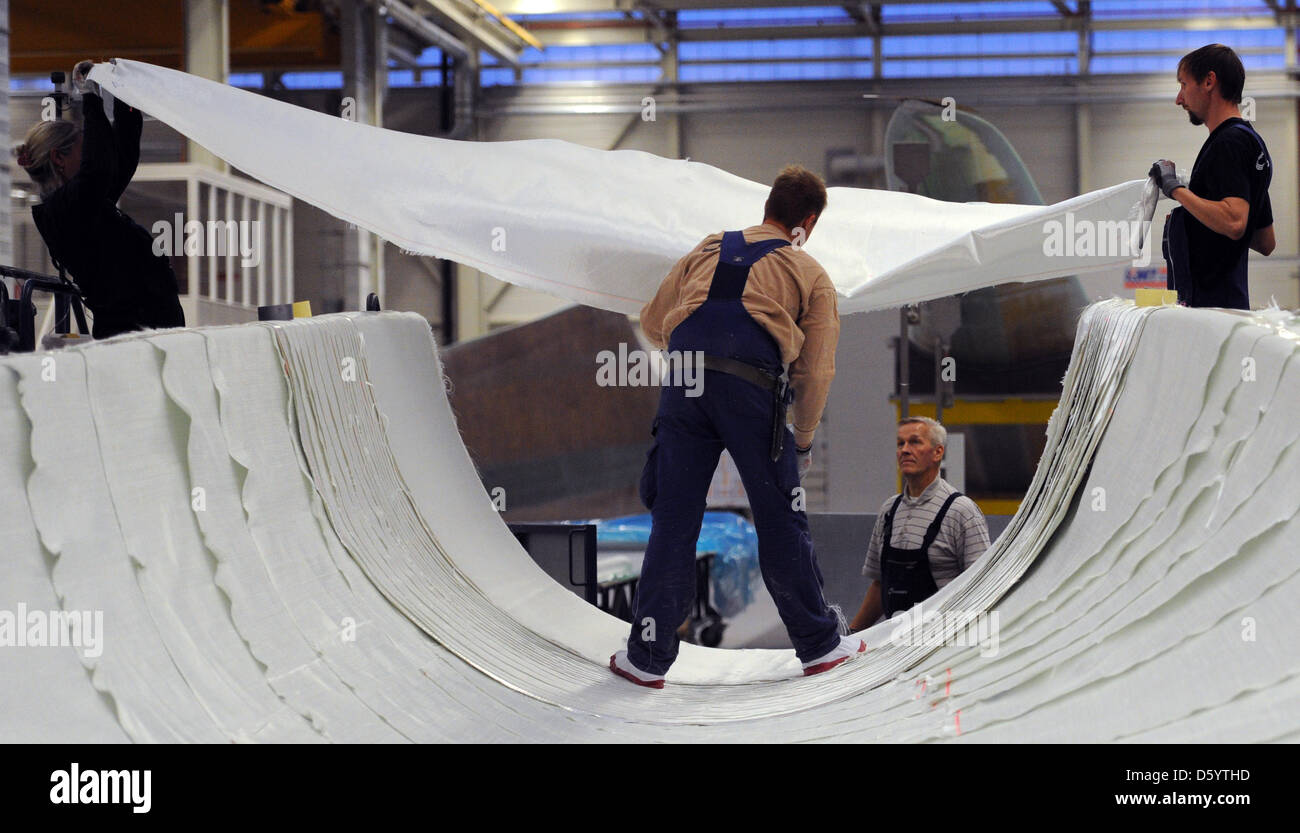 Blade factory hi-res stock photography and images - Alamy