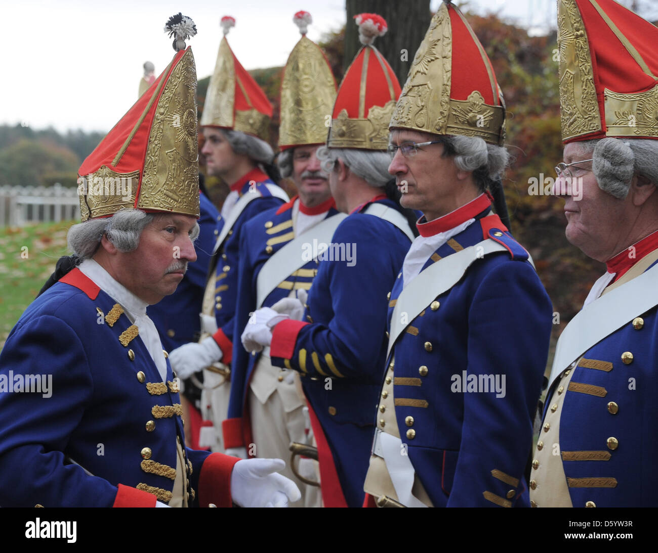 The traditional Hubertus hunt takes place at the Hoppegarten in ...
