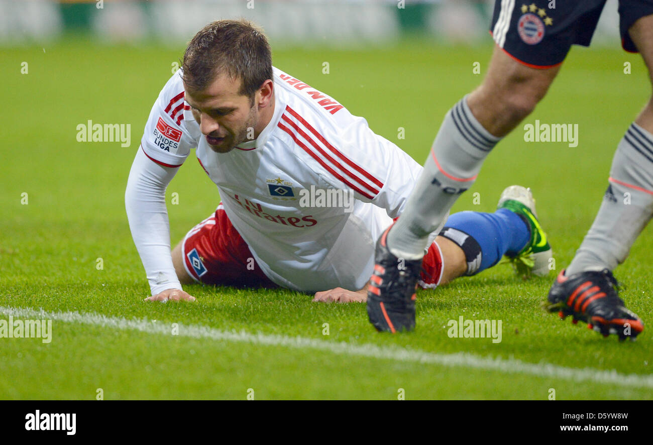 Hamburg's Rafael van der Vaart lies on the pitch during a German ...