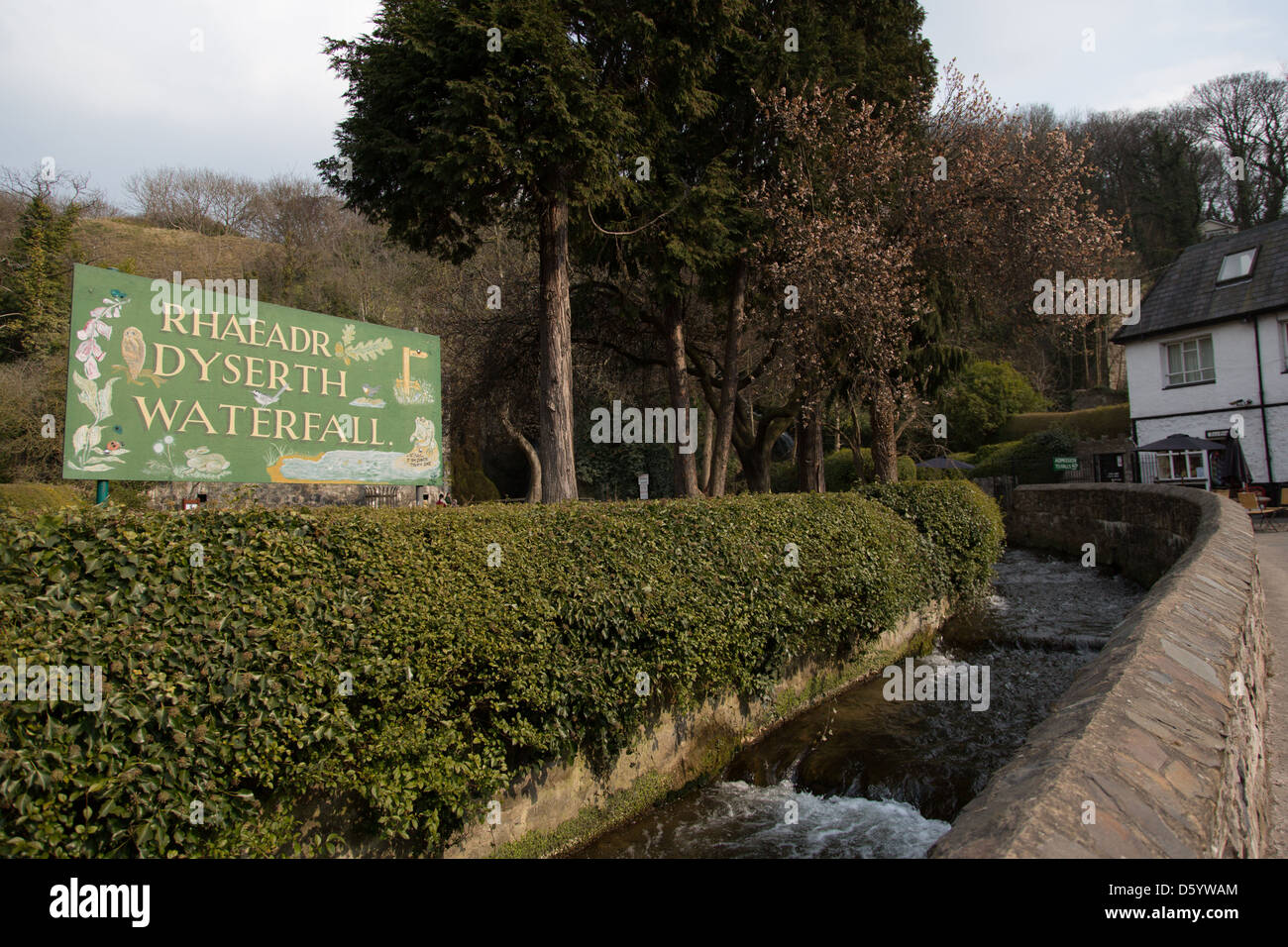 Dyserth waterfall hi-res stock photography and images - Alamy