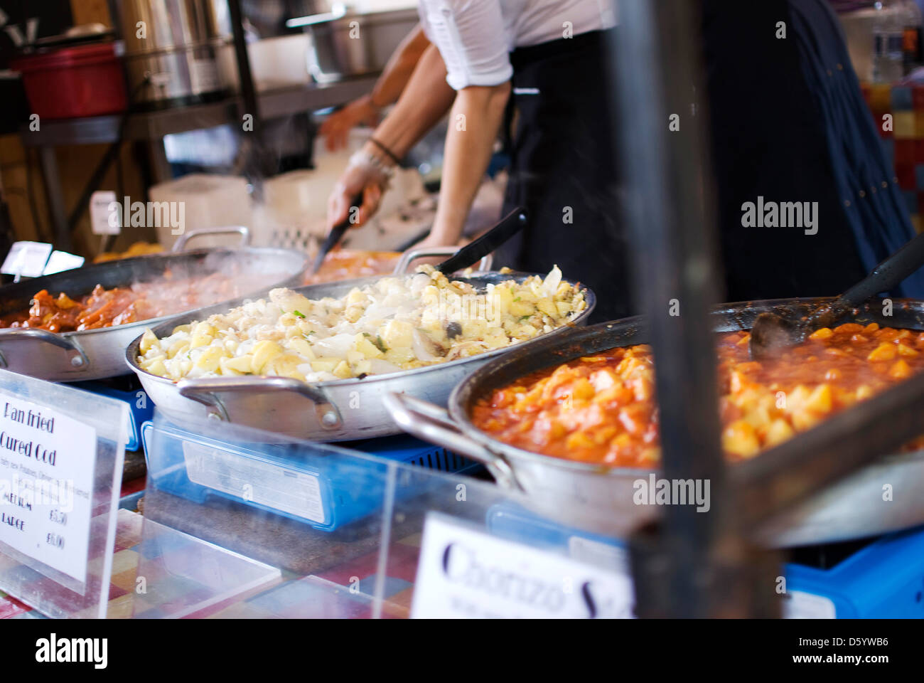 Traditional orienta hi-res stock photography and images - Alamy