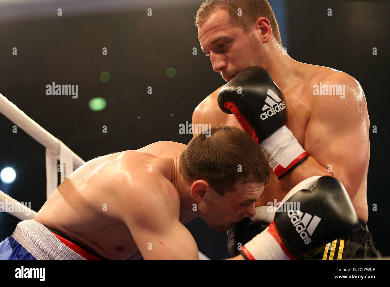 Russian light heavyweight boxer ivan hi-res stock photography and images - Alamy