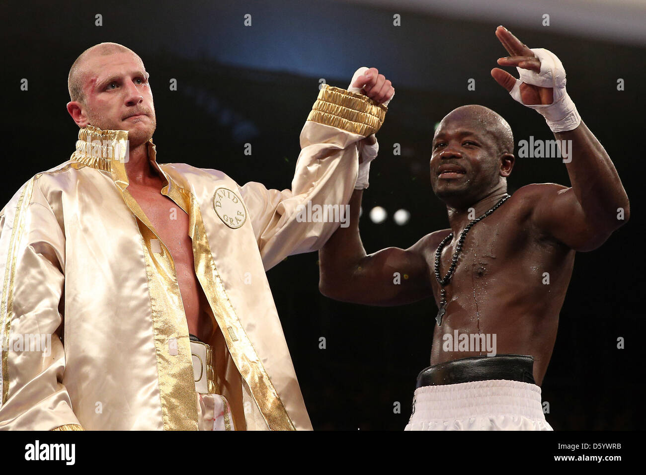 Congolese cruiserweight boxer Blanchard Kalambay (R) and German boxer ...