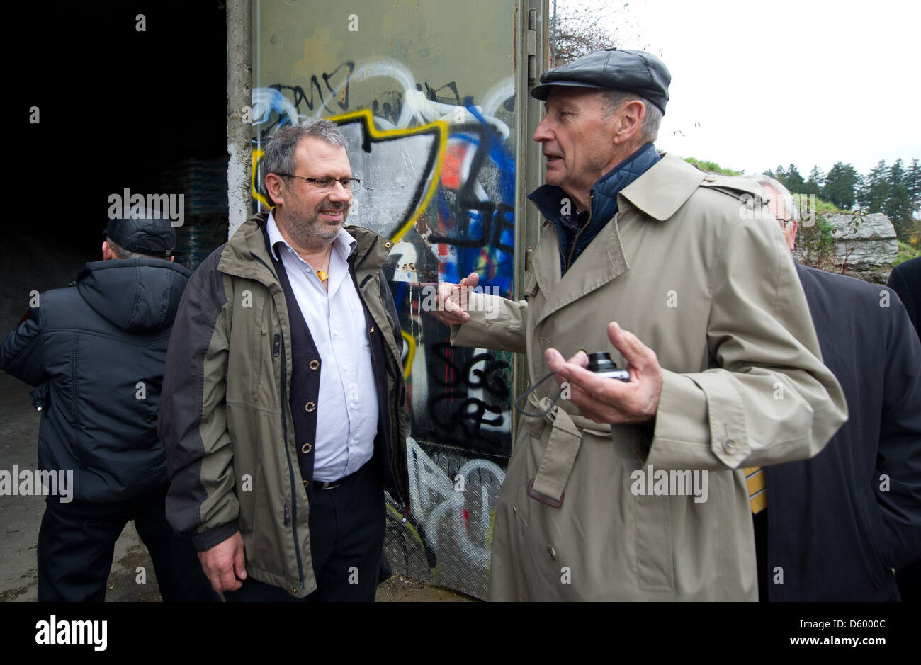 Former head of the Pershing draft, retired General Raymond Haddock (R ...