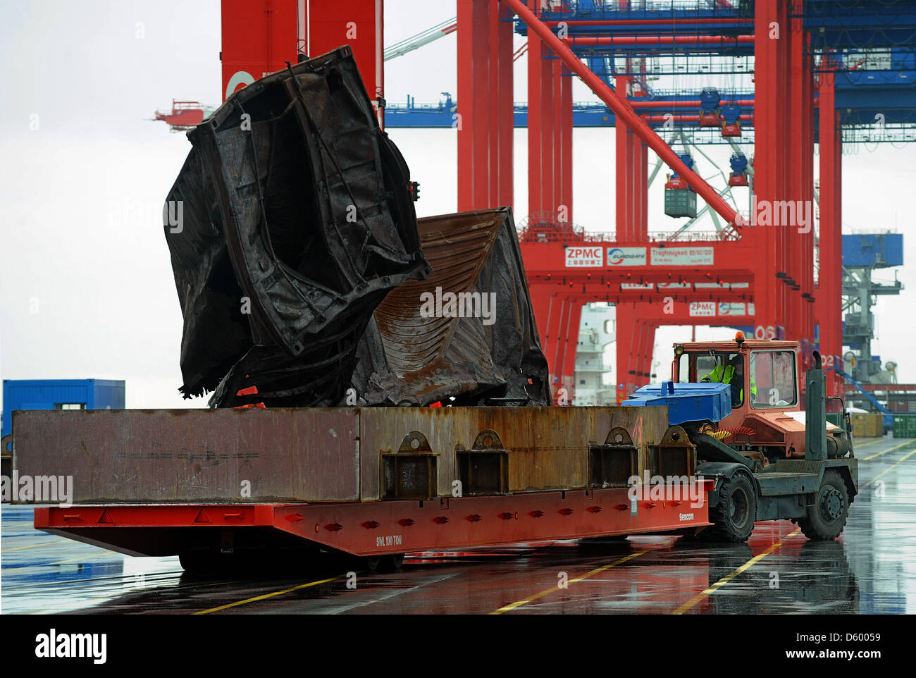 Wrecked containers hi-res stock photography and images - Alamy