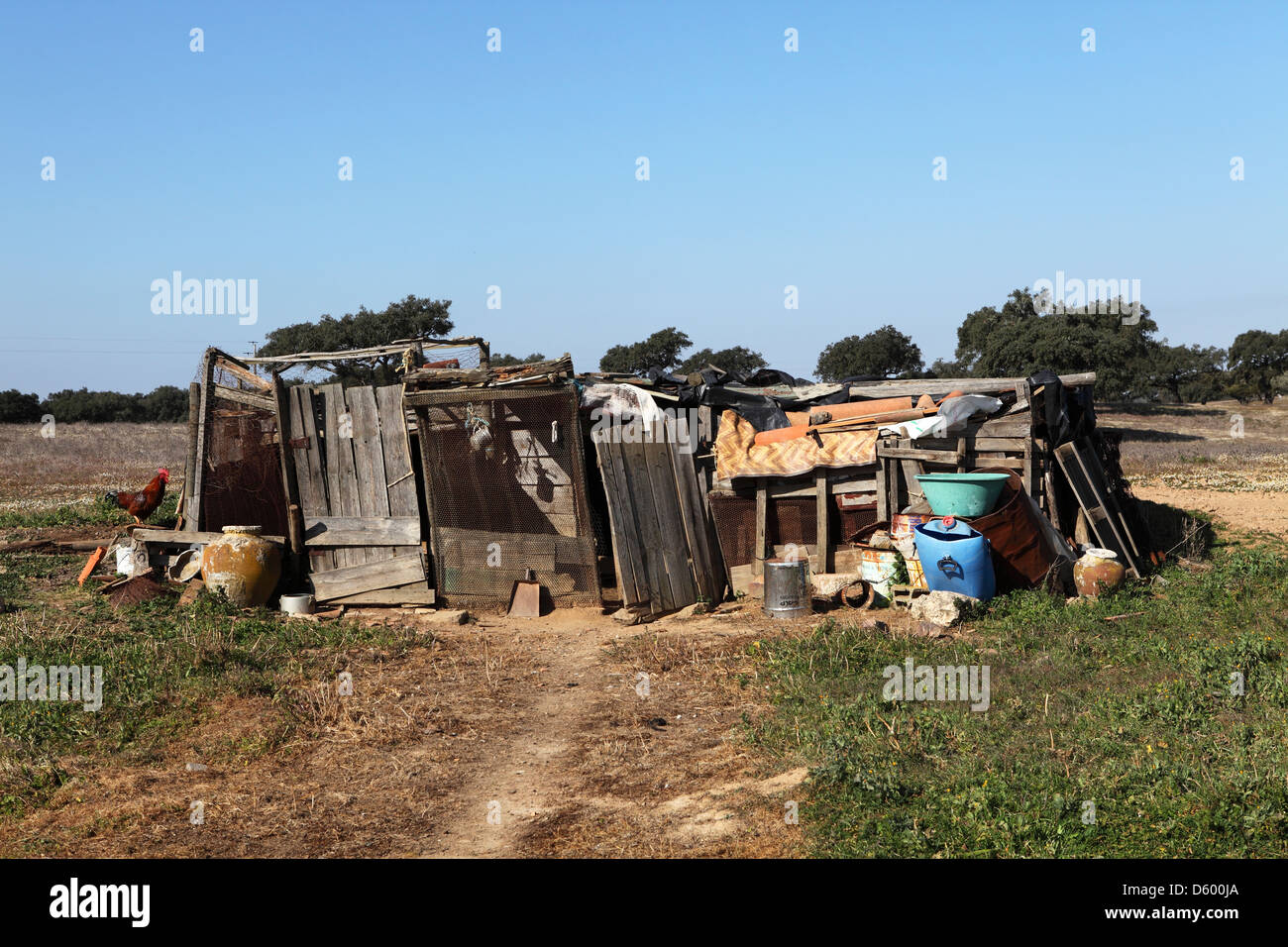 Ramshackle hut in the countryside hi-res stock photography and images - Alamy