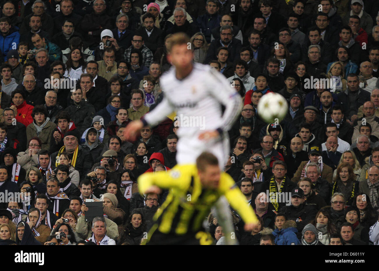 Champions league group d match bernabeu stadium hi-res stock ...