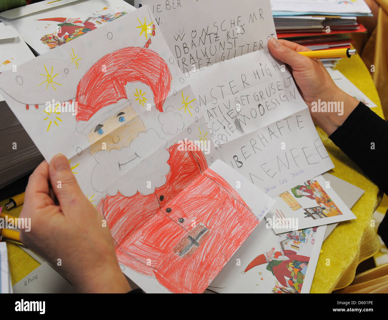 Santas post office hi-res stock photography and images - Alamy